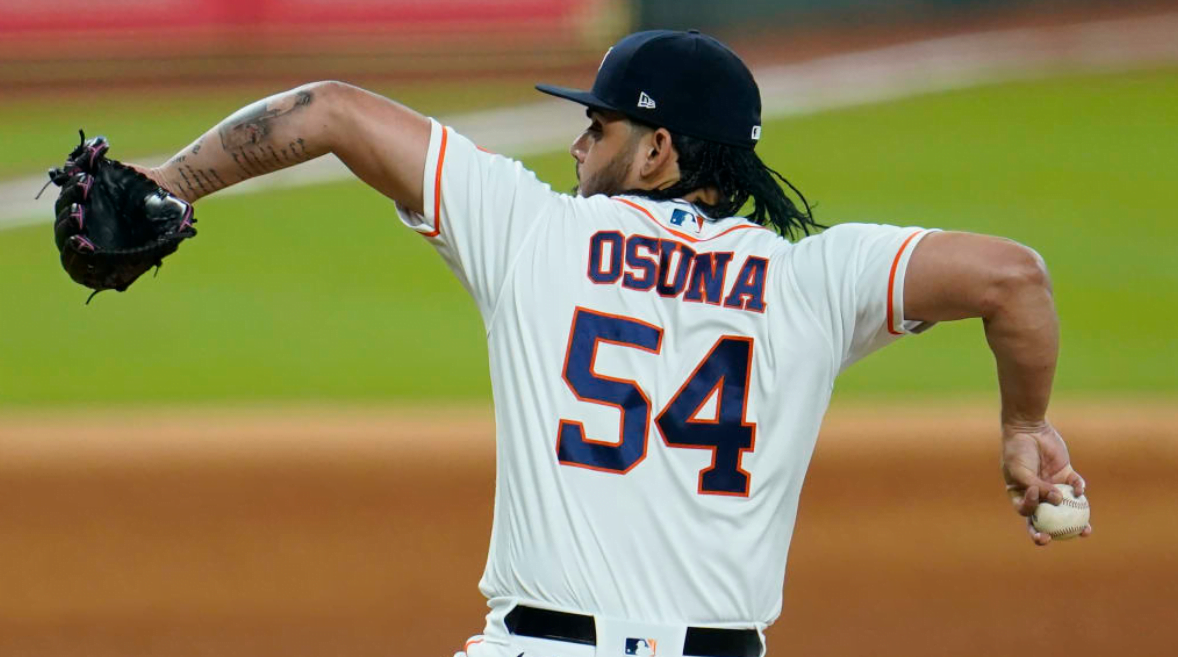 Opération Tommy John en vue : Roberto Osuna a peut-être joué son ...