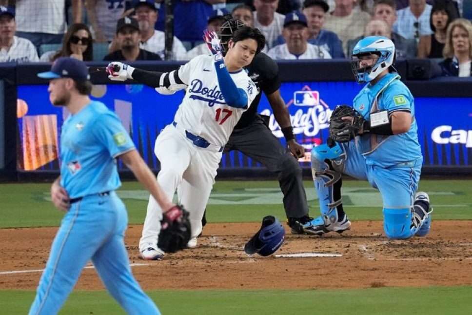Nathan Lukes de retour : Davis Schneider s'en va dans le AAA - PassionMLB